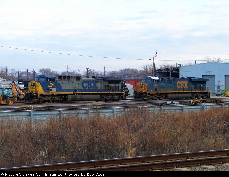 CSX 529 and 5482